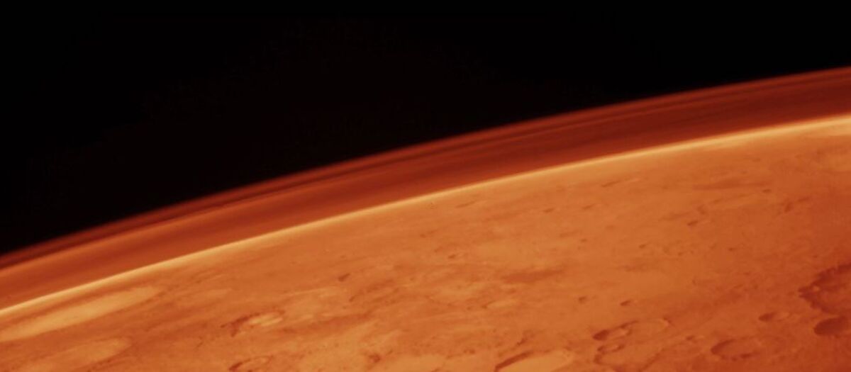 Empat Kawah Baru Terbentuk di Permukaan Mars - Kompas.id