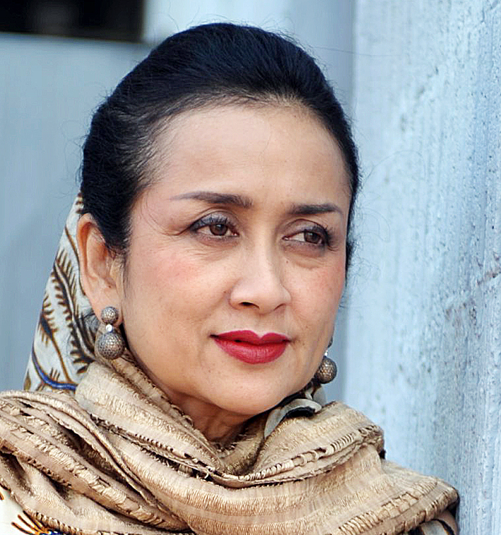 Sri Astari Rasjid, Karya Penyembuh - Kompas.id