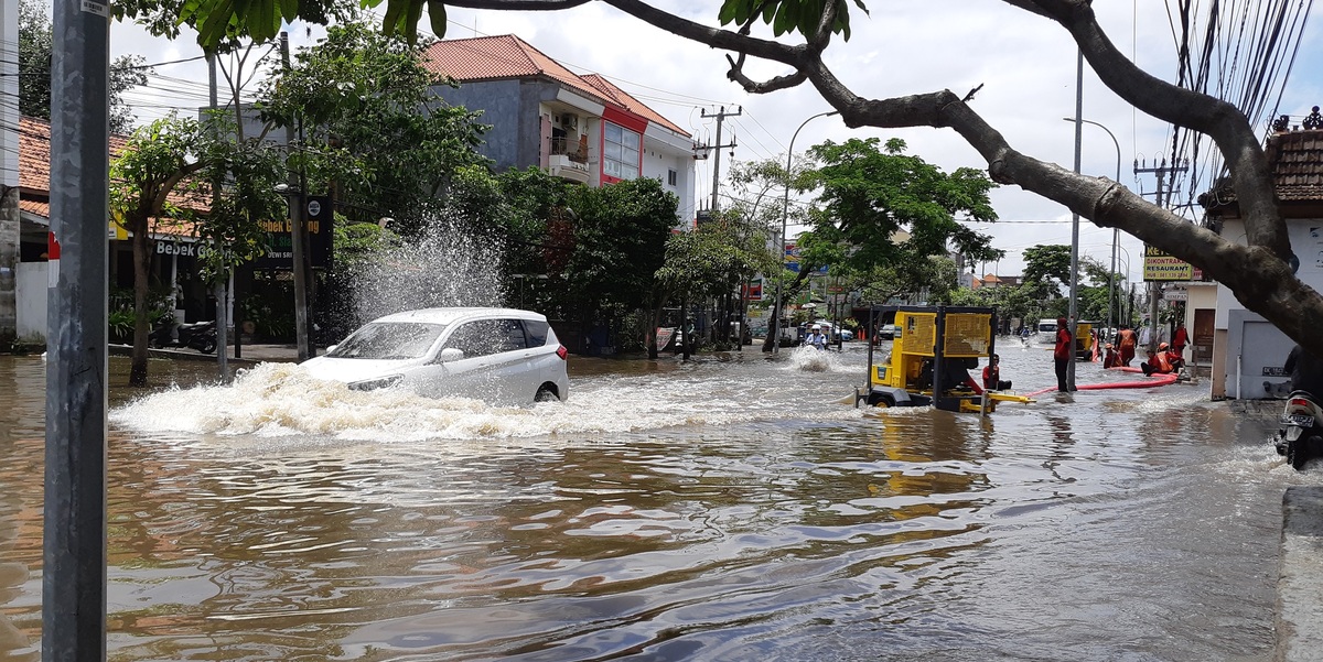 A total of 24 beaches in South Bali are prone to flooding - Kompas.id