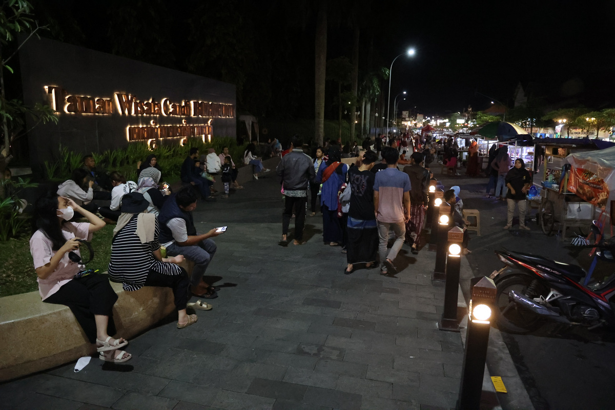 Borobudur Night Carnival Starts Offering Paid Tickets - Kompas.id