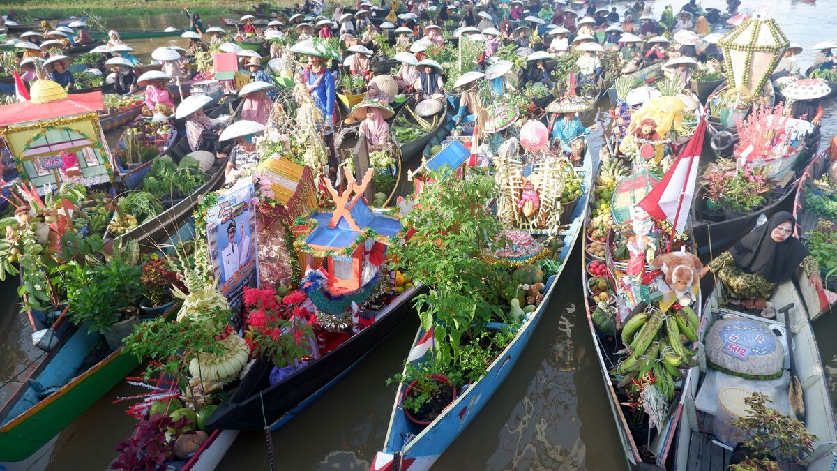 Festival Pasar Terapung Lok Baintan Bangkitkan Pariwisata Kalsel - Kompas.id