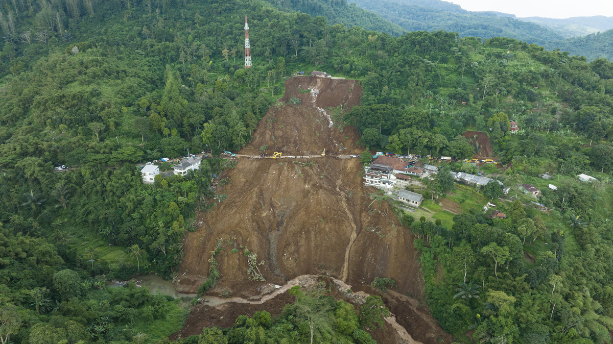 Tanah Longsor Bisa Mengancam Lama Setelah Gempa Bumi - Kompas.id