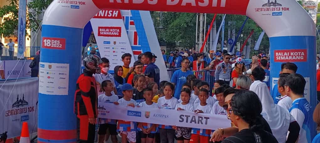 Lomba "Kid Dash" dalam Semarang 10K Diapresiasi Para Orangtua - Kompas.id
