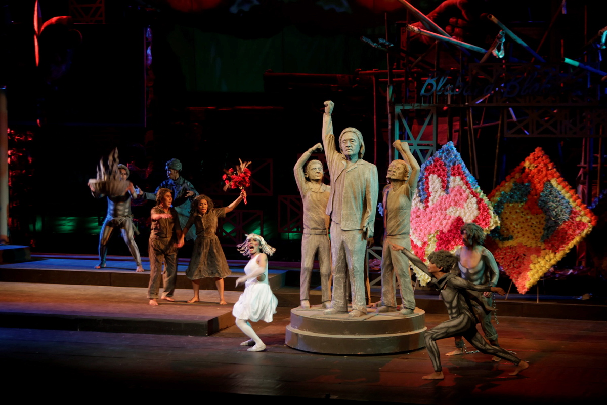 Kilas Kenangan Nano Riantiarno - Kompas.id