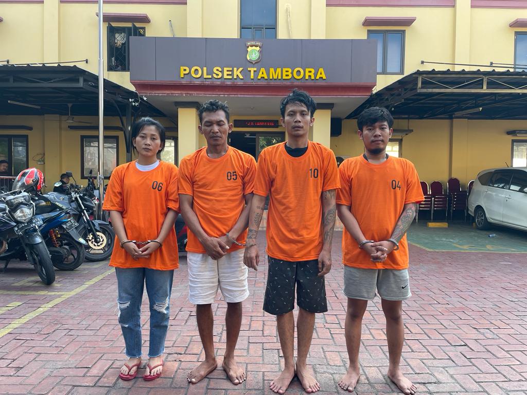 Polsek Tambora Ringkus Mucikari Prostitusi Gang Royal - Kompas.id