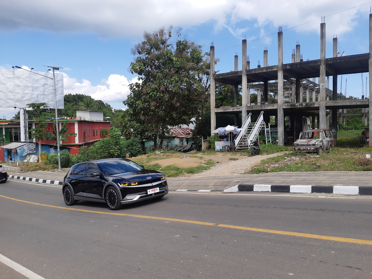 Semua Mata Tertuju ke Labuan Bajo - Kompas.id