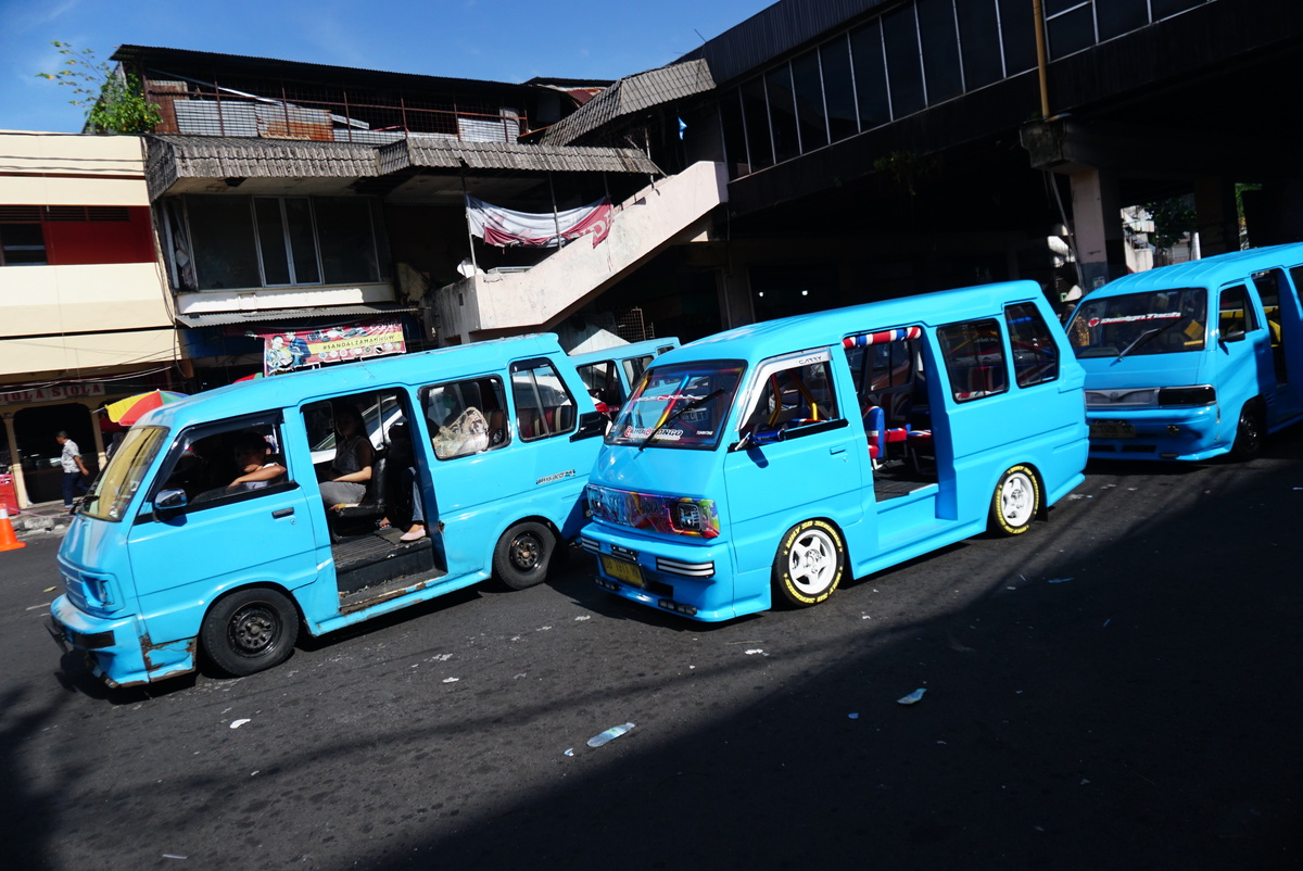 Tale of ‘Mikro’, the Essential Transportation of Manado Residents ...