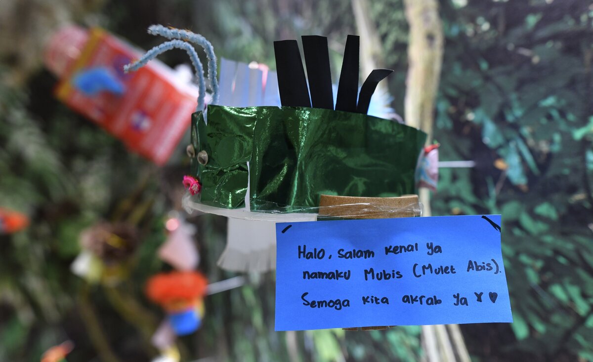 Creation of Garbage Animals in the Litter Critters Exhibition - Kompas.id