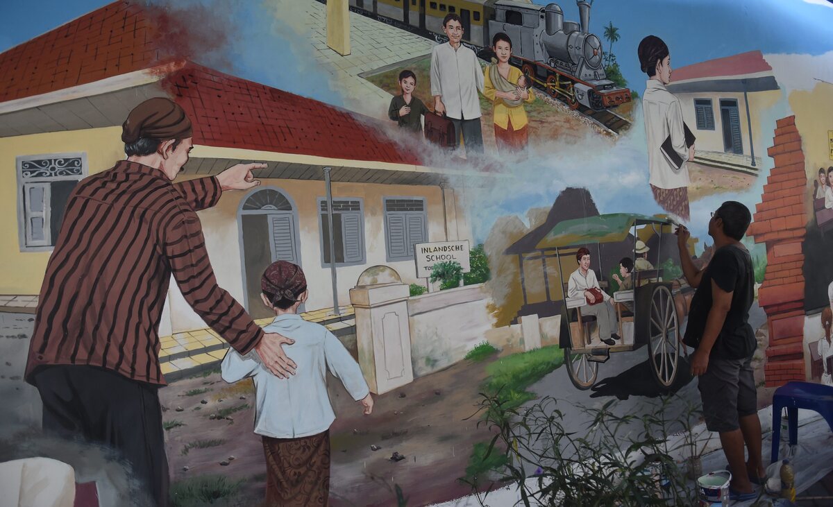 Mural of Soekarno's Life Journey in Surabaya - Kompas.id