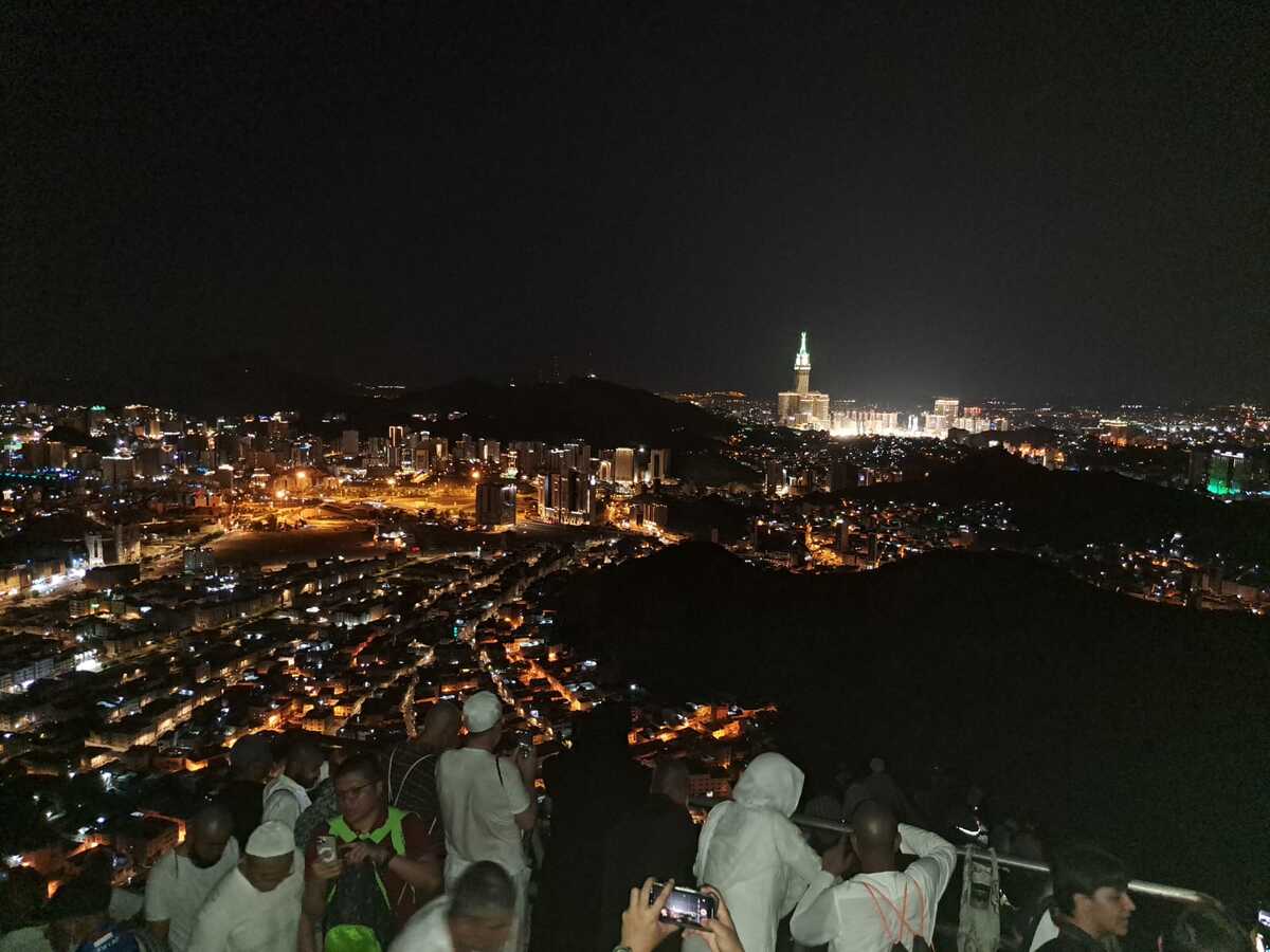 Goa Hira, Climbing Mount Batu, Elan Rasulullah SAW - Kompas.id
