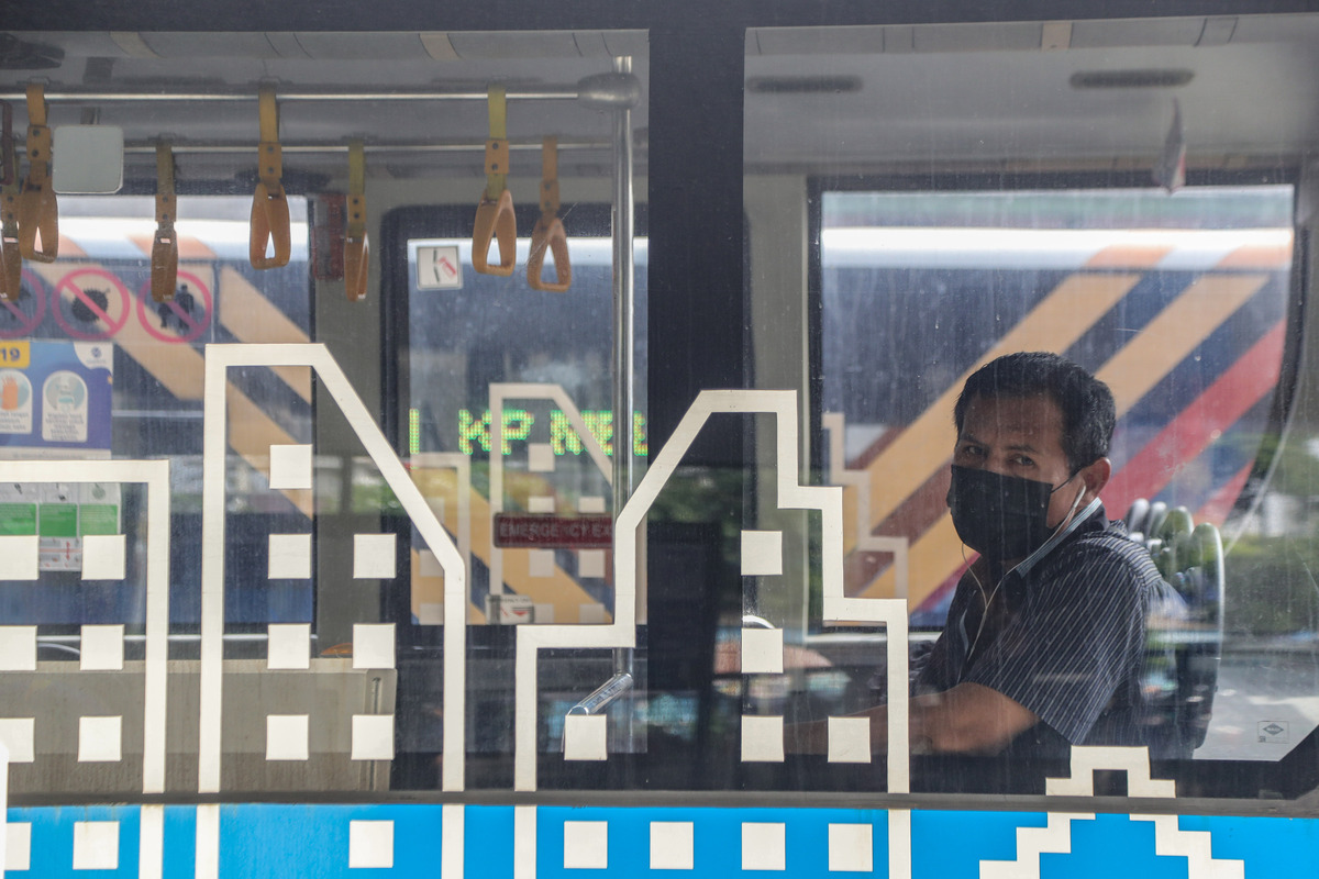 Portrait of Post-vitalization Malay Village Transjakarta Bus Stop ...