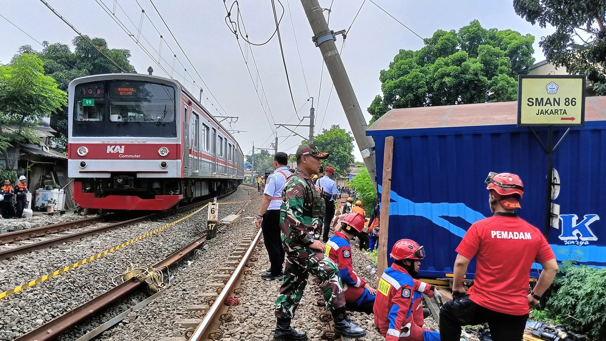 The truck that hit the LAA pole was successfully evacuated, the KRL ...
