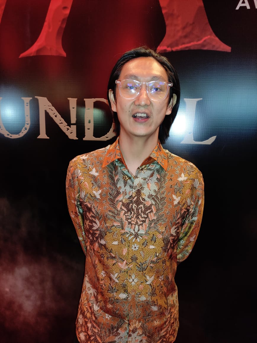 Awi Suryadi, Salut Perias - Kompas.id