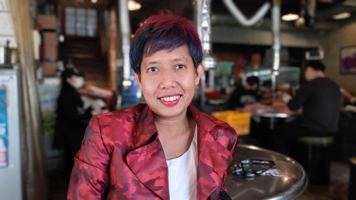 Yulia Evina Bhara, Busy in Busan - Kompas.id