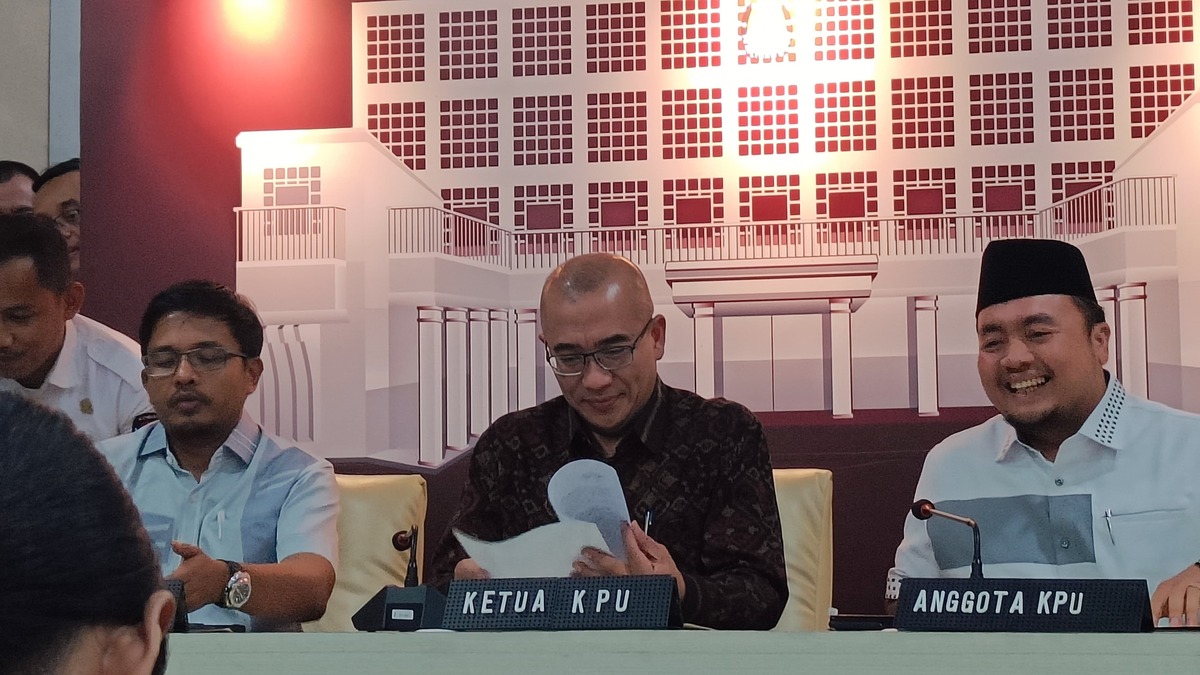 Profil Mochammad Afifuddin Dari Aktivis Mahasiswa Hingga Plt Ketua Kpu