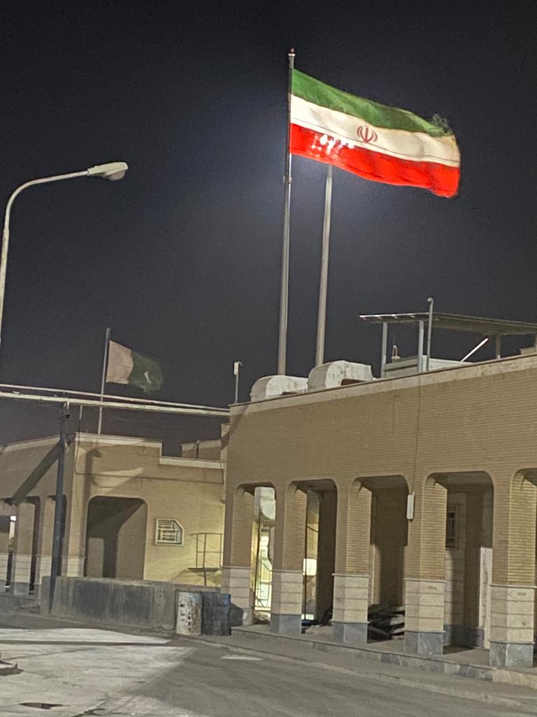 Immigration Computer Damaged, Detained 26 Hours at Iraqi Border - Kompas.id