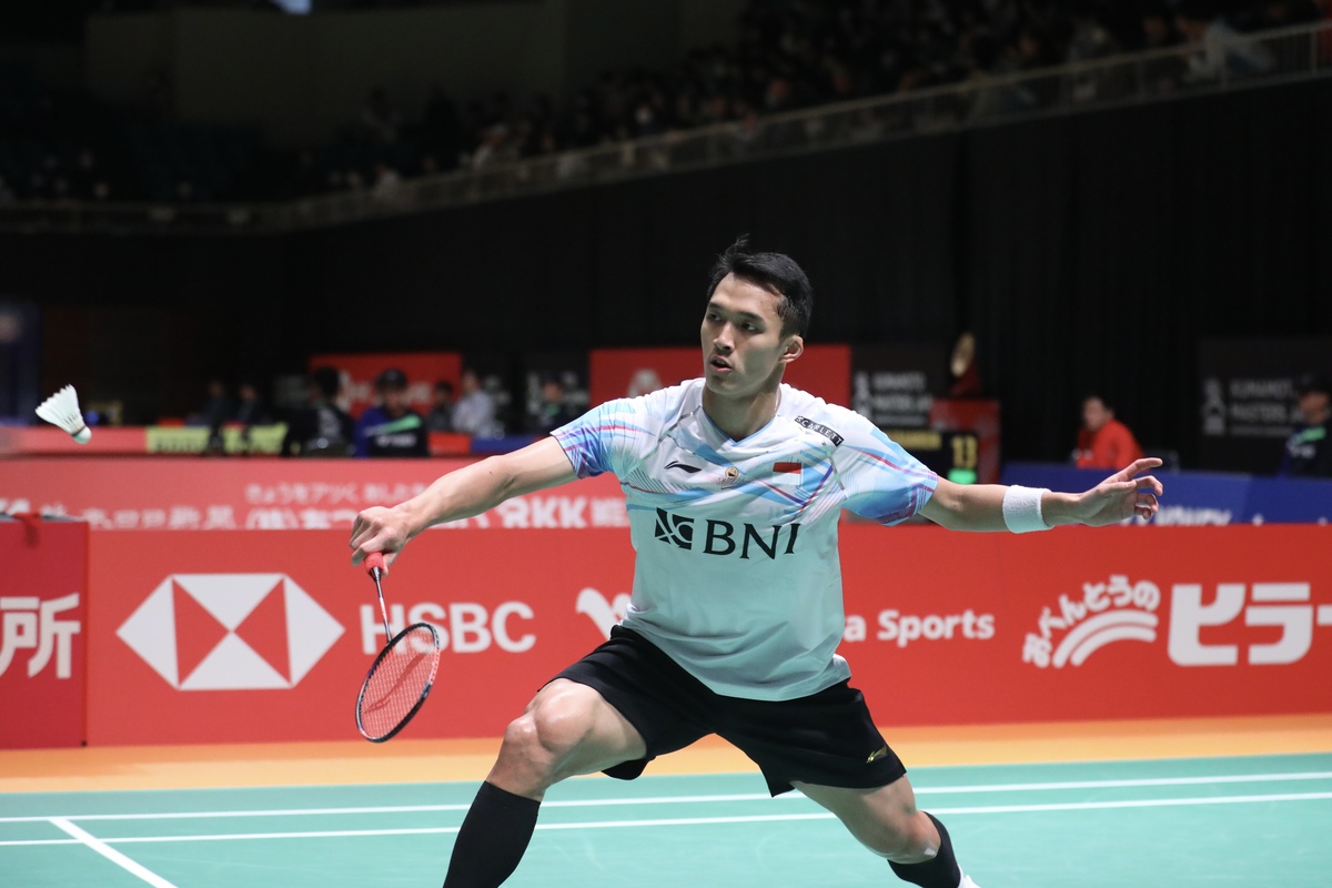 Even though he played well, Anthony was still hampered by Weng Hong ...